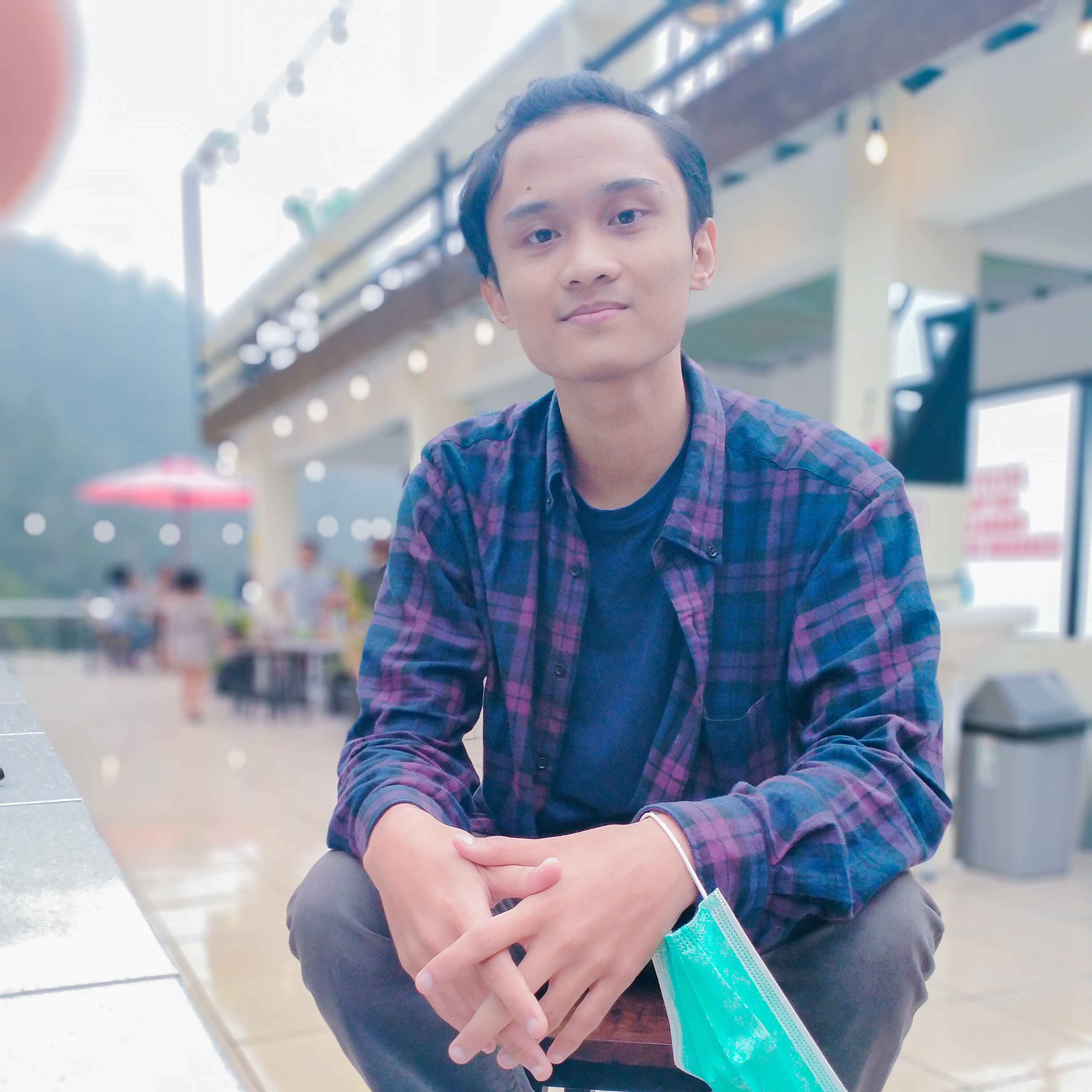 Portofolio Detail >> Desain meja belajar minimalis